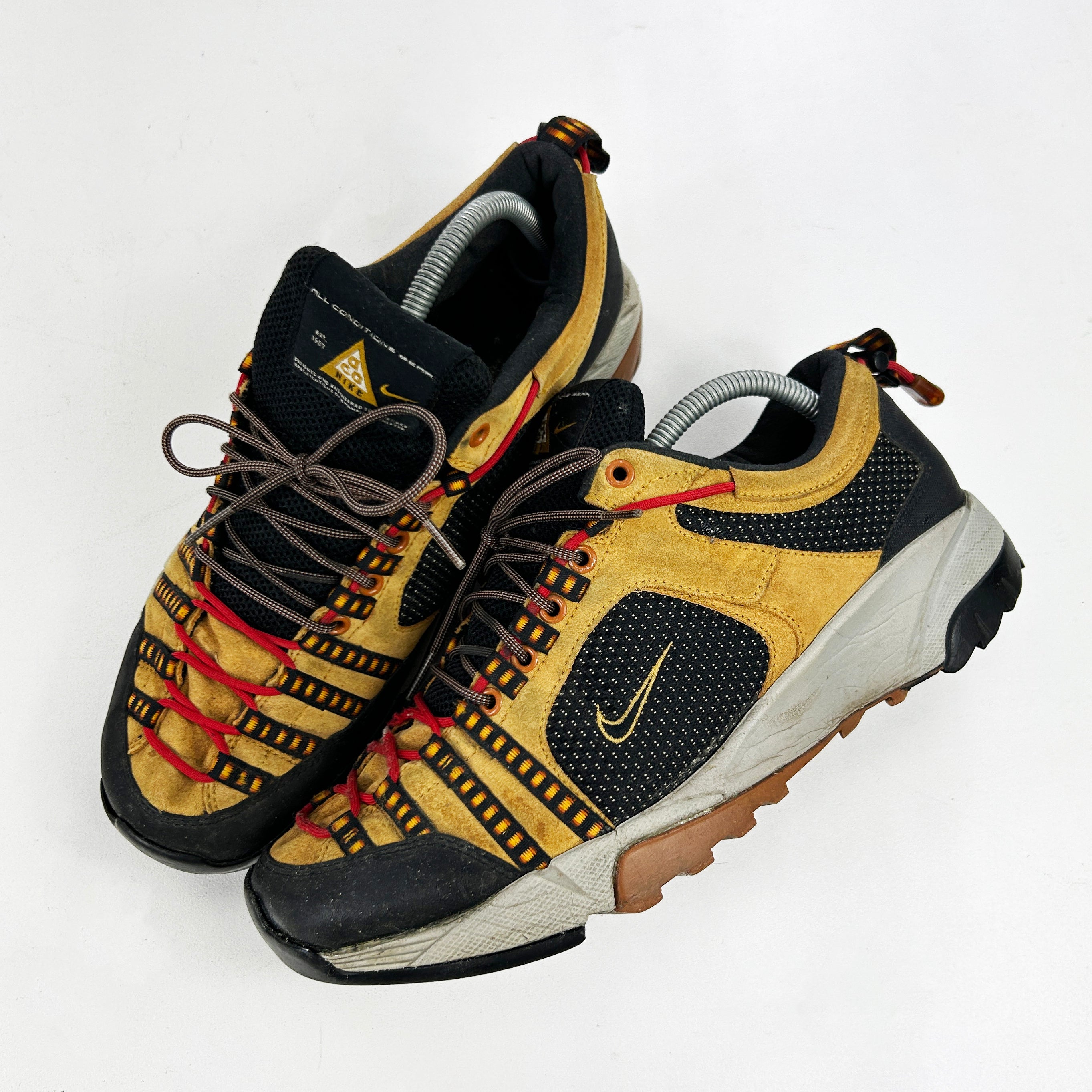 ACG Teewinot Sample [2001] – Nike Server/Server Shop