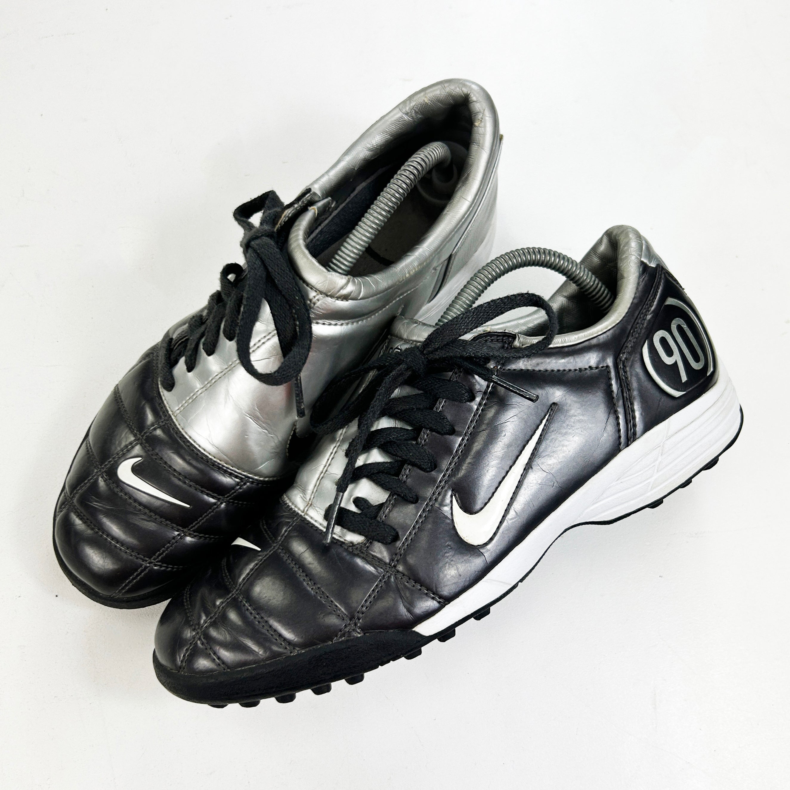 T90 3 [2005] – Nike Server/Server Shop
