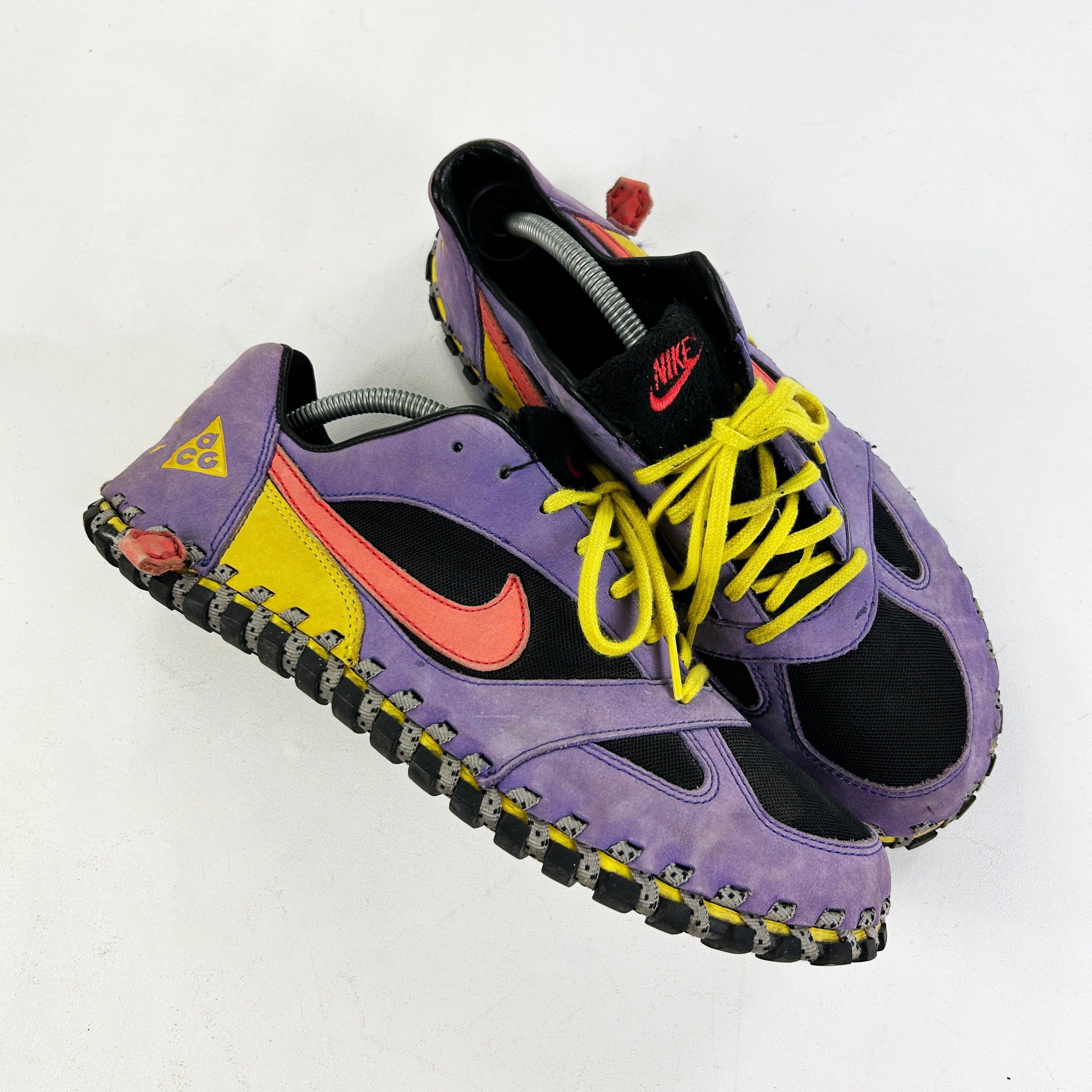 Considered – Nike Server/Server Shop